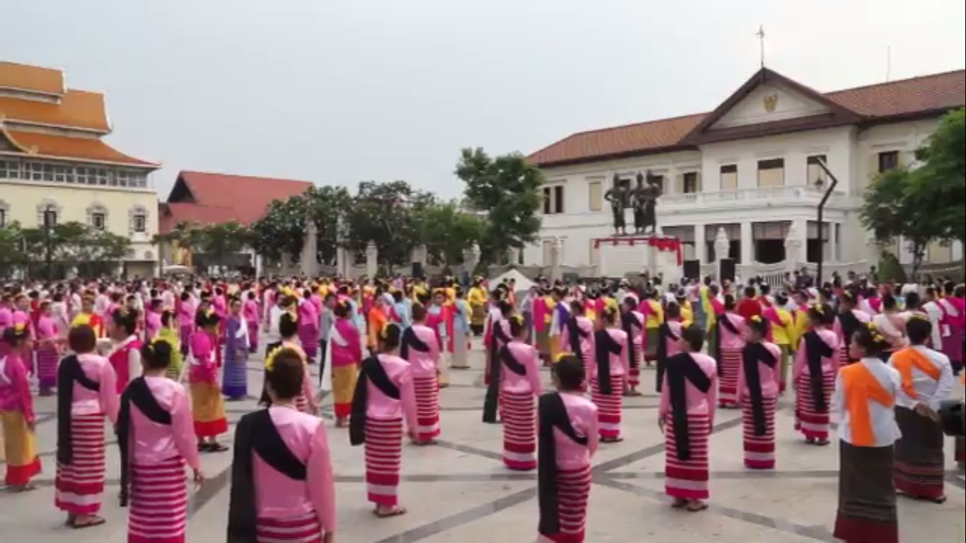 720 Dancers Prepare of 720 Years of Chiang Mai Celebration - Chiang Mai ...