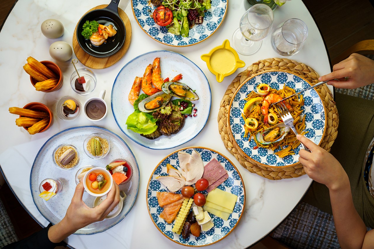 On Sunday, We Brunch at Meliá Chiang Mai